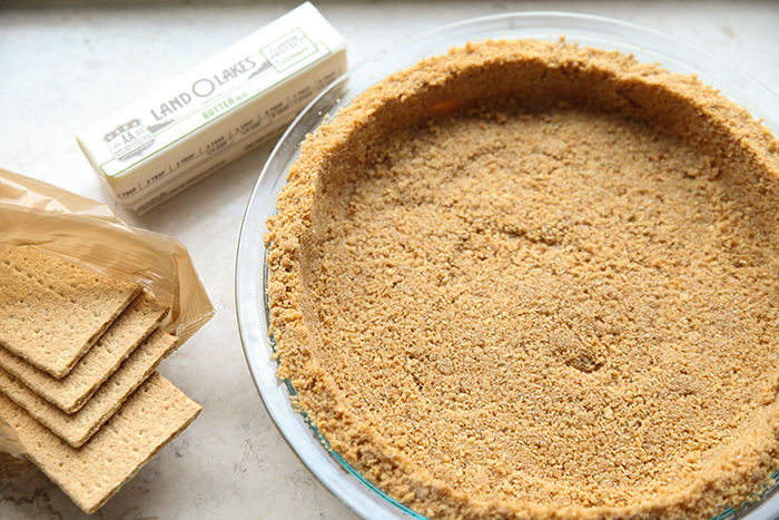 Graham Cracker Crust Recipe - Real Life Dinner