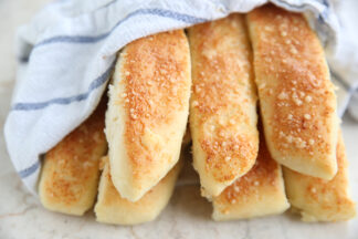 The Best Garlic Parmesan Breadsticks - Real Life Dinner